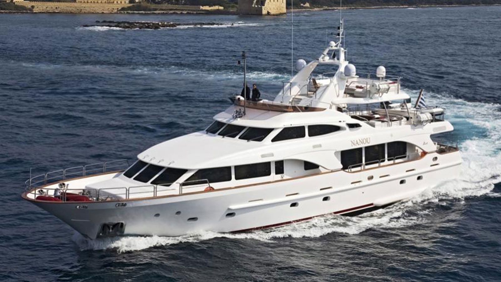Benetti motor yacht Nanou sold